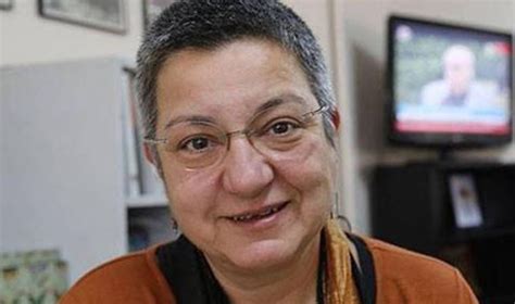 Ebnem Korur Fincanc Kimdir