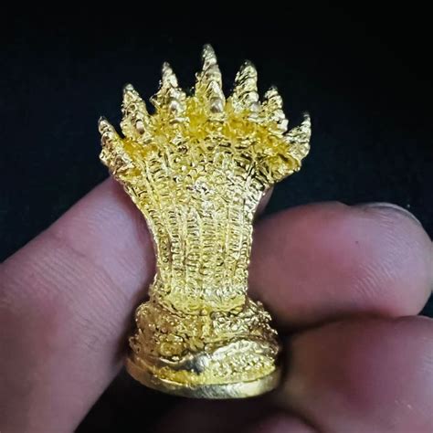 พญานาค7เศรียร เนื้อกระไหล่ทองงานขนาด3นิ้ว บูชาเสริมโชคราภ ค้าขาย อนุภาพครอบจักรวาล ปลุกเสกกลาง