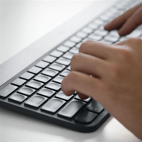 Logitech Craft Advanced Keyboard Comes With A Creative Input Dial