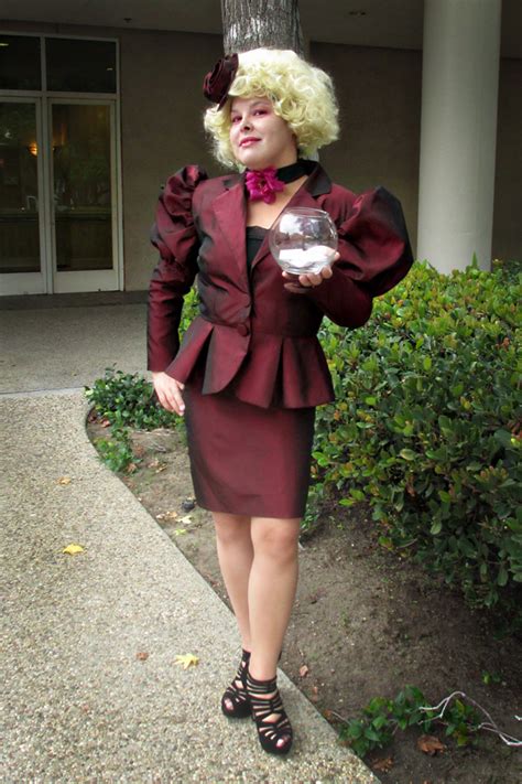 Welcome Welcome The Effie Trinket Reaping Costume The Serial Hobbyist Girl