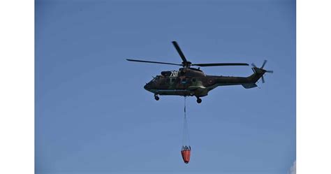 Военни с два хеликоптера помагат за гасенето на пожара в Пирин