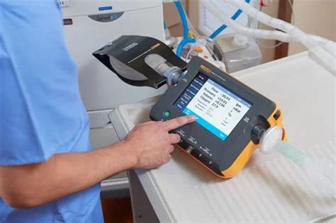 Fluke Vt900a Gas Flow Analyzers And Ventilator Testers At Rs 100000 In