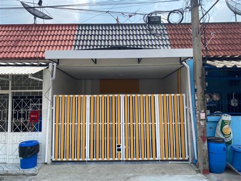 ขายทาวน์เฮ้าส์ถนนสุขุมวิท บางเมือง ซอยบุญศิริ ทำเลดีมาก ใกล้รถไฟฟ้า โรงเรียนนายเรือ รีโนเวทใหม่