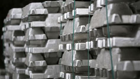 АНУ Оросын хөнгөн цагааны нийлүүлэлтэд хориг тавих сургаар хөнгөн цагааны ханш 7 хувиар өслөө