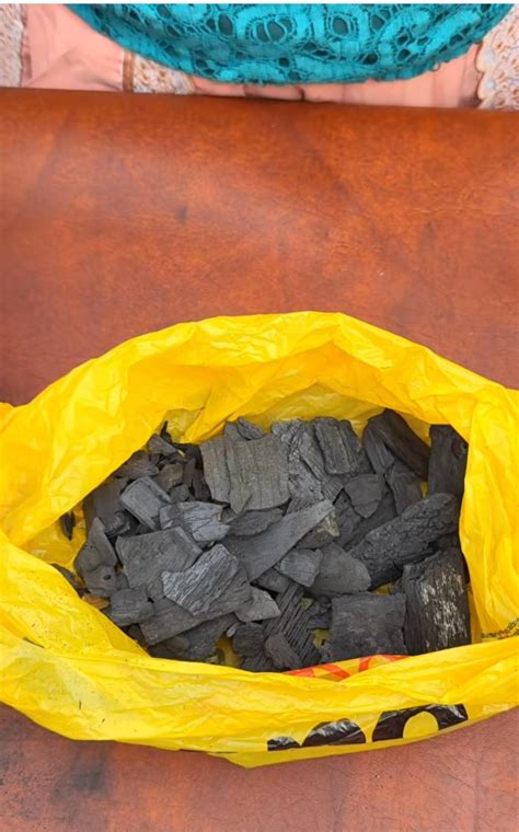 სახლი სიმწვანეში Added A New Photo სახლი სიმწვანეში