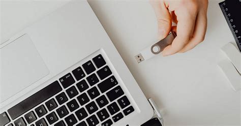 How To Fix The Windows Cant Stop Your Generic Volume Device” Error