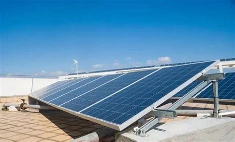Enhancing Solar Panel Efficiency In Photovoltaic Systems