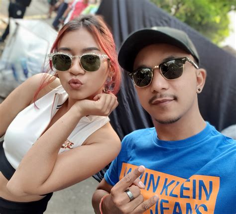 ပျော်ပျော်ရွှင်ရွှင်သီချင်းတွေ အတူဆိုကာစနောက်နေကြတဲ့ ဟဲလေး အောင်ထက် ဖ