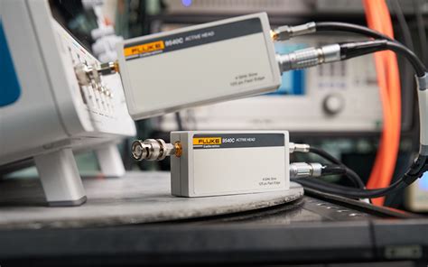 High Performance Oscilloscope Calibrator 9500c