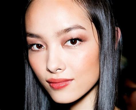 Стилът ни според възрастта лайфстайл тема за пораснали момичета Пролет в очакване на