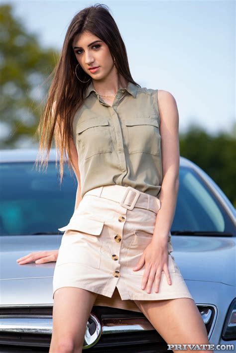 Hot Teen Lina Luxa Has Anal Sex With A Hunky Man Willing To Fix Her