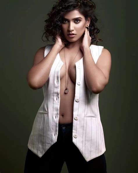 Khushboo Singh Rfaptodesiactress