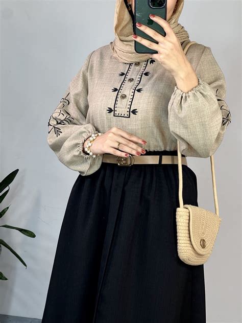 ست شومیز و دامن گلدوزی 1