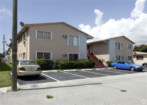 Glades River Apartments 1980 S Glades Dr North Miami Beach Fl 33162