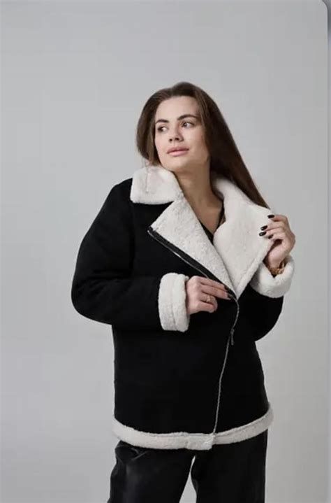 Дублянка — ціна 2450 грн у каталозі Дублянки Купити жіночі речі за доступною ціною на Шафі