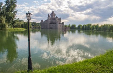 Замок Шато Эркен Кабардино Балкария экскурсия 2025 цена расписание официально на сайте