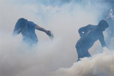 අරගලය මර්දනය කිරීමේදී ශ්‍රී ලංකා රජය මානව හිමිකම් උල්ලංඝණය කළ බවට මානව හිමිකම් සදහා වන ජාත්