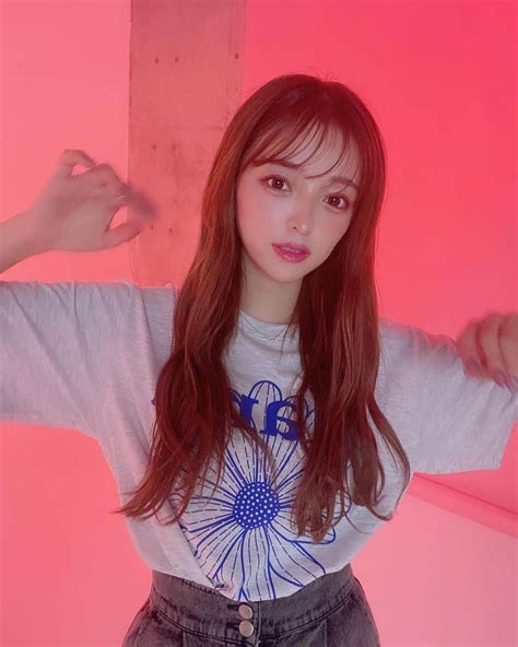 船木沙織（さおりん）さんのインスタグラム写真 船木沙織（さおりん）instagram 「メイクさんメイク🌼」9月11日 17時39分