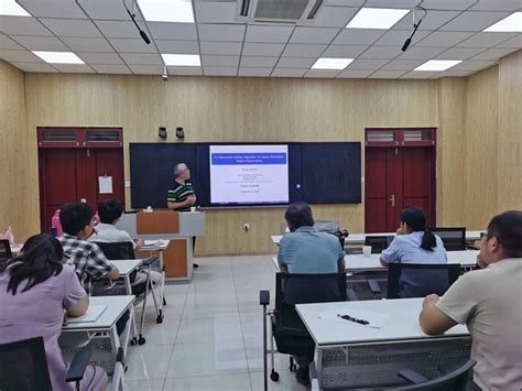 数学与大数据学院“科学计算与数据分析”名家讲坛系列活动 十三 数学与大数据学院