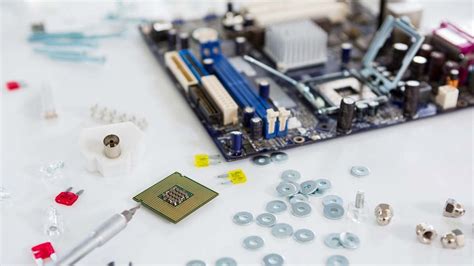 Is The DDR Graphics Card Compatible With DDR Motherboard