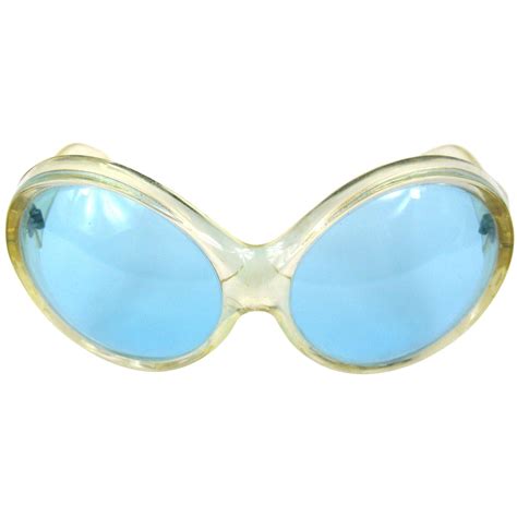 1960s Mod Bug Eye Sunglasses Italy At 1stdibs Bug Eyed Sunglasses