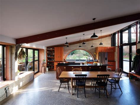 David Kohn Architects Celebrates Marks Of Former Life At Cowshed House