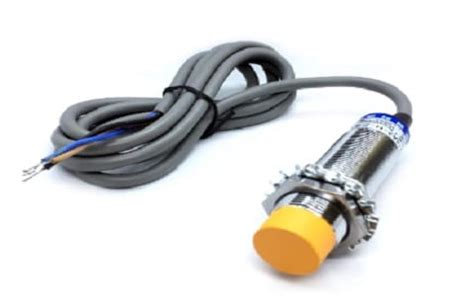Capacitive Sensor Working Types Circuit Interfacing And It Uses