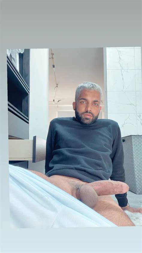 Hung Male 1 Nude Pics Xhamster