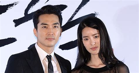 [t포토] 송승헌 임지연 우리 잘 어울리나요 인간중독