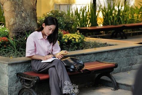 Thu H Ceri N Ch Nh I Gi A Tr I R C R B Ch N Th Ng Nh P Vi N Ng Chu N R I Xa Ch I L