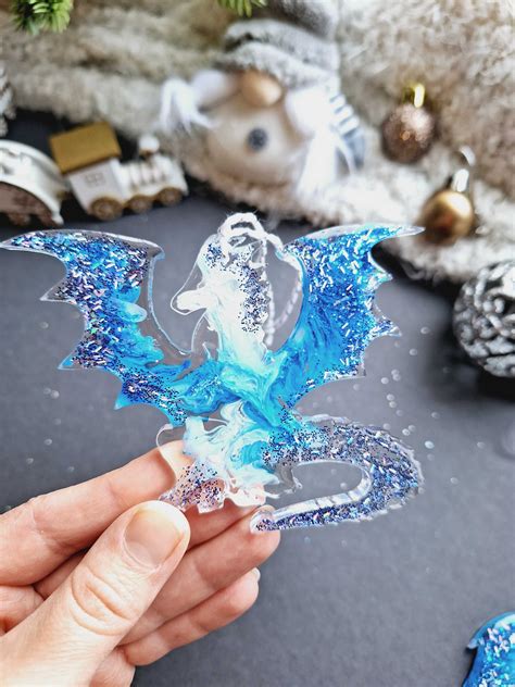 Новорічні іграшки з епоксидної смоли 400 грн Подарунки на Новий рік Васильків на Olx