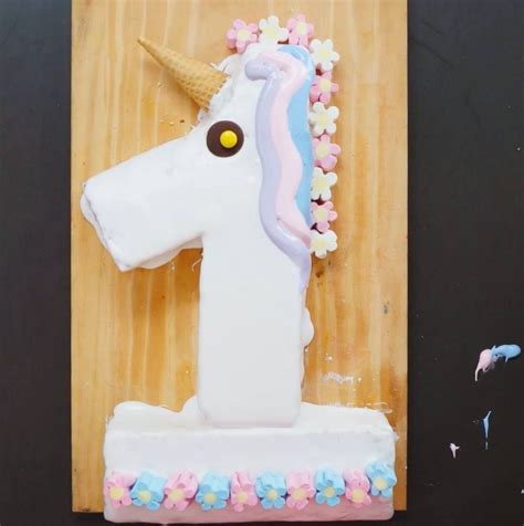 9 Cake Structure Ideas Cake Decorating Tips Cupcake Cakes Cake