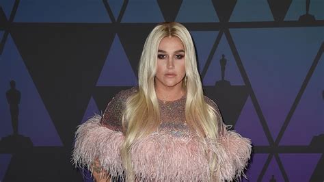 Wegen Sex Skandal Kesha ändert Zeilen über P Diddy In Song