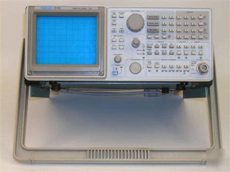 Tektronix 2712 18ghz Portable Spectrum Analyzer
