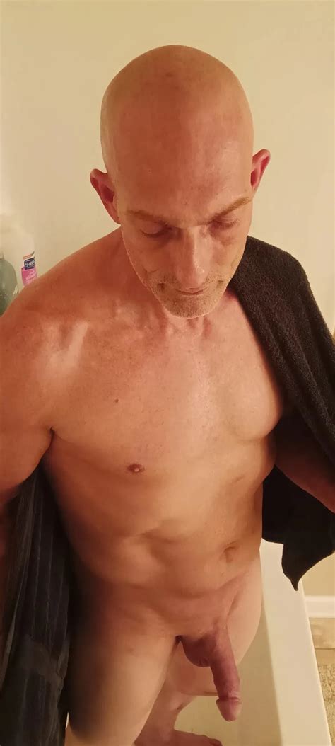 Hanging Around Nude Pics Xhamster