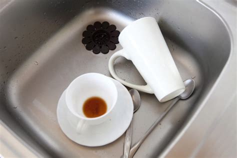 Дали истурате талог од кафе во одводот на мијалникот Правите голема грешка Ohridsky