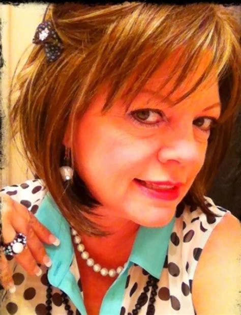 Mena Suvari Wigs Mena Suvari Wigs Lace Front Straight Style Chin Length Bobs Cut