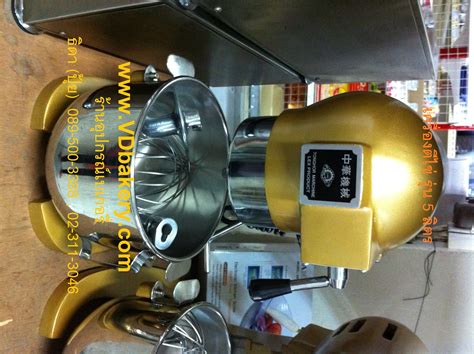 ร้านขายอุปกรณ์เบเกอรี่ เตาอบ เครื่องตีไข่ อุปกรณ์เบเกอรี่ และวัตถุดิบต่างๆมากมาย สินค้าหมด