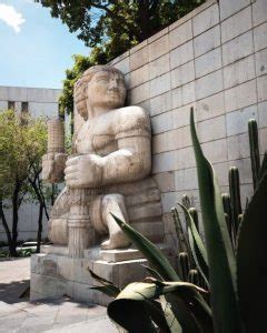 La Historia Del Monumento A La Madre