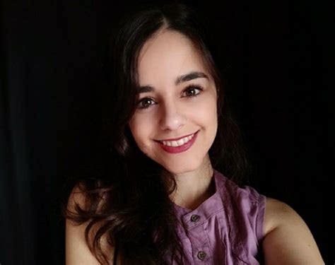 Tiny Hands Asmr Scrolller