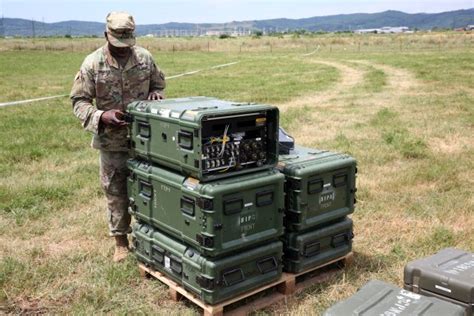 Signal Soldiers Enable Mission Command For Saber Guardian 17 River