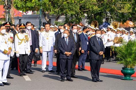 សម្តេចអគ្គមហាពញាចក្រី ហេង សំរិន អញ្ជើញចូលរួមប្រារព្ធទិវាបុណ្យឯករាជ្យជាតិ