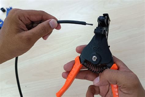 How To Crimp Mc4 Connectors Spheral Solar