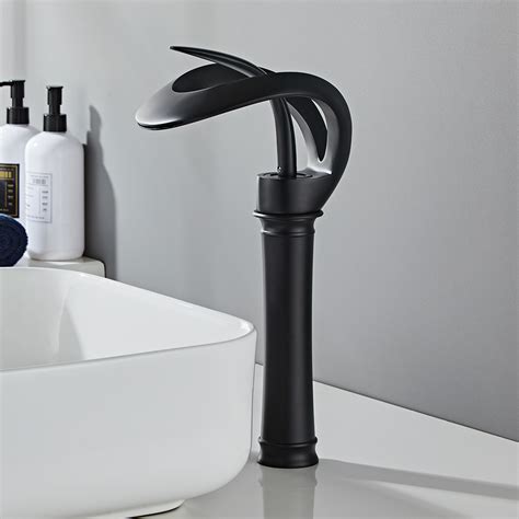 Modern Elegant Waterfall Bathroom Vessel Sink Faucet Single Handle