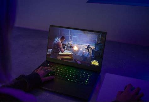 雷蛇灵刃15系列再添二员大将：标准版和水银版razer