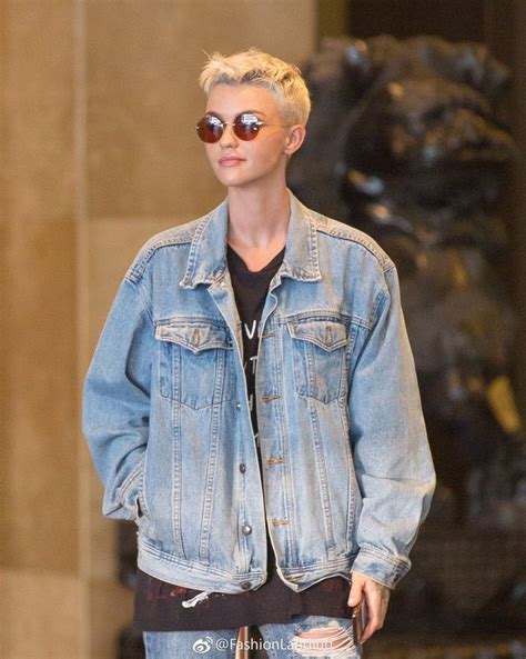 Pin By Yukari 51 On Ruby Rose Ruby Rose Hair Ruby Rose Rose Blonde