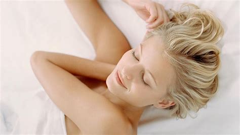 Here S Why Sleeping Naked Is So Much Better For You Maxim