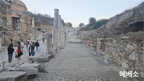 특별영상 에베소 왜 로마 제국의 4대 도시 에베소는 오늘날 폐허가 되었을까 에베소 성지순례의 모든 것을 집약해서 정리했습니다 Youtube