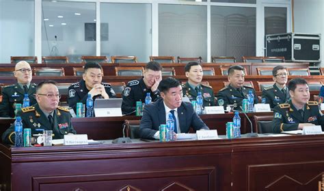 ҮНДЭСНИЙ СӨРӨН ТЭСВЭРЛЭХ ЦОГЦ СТРАТЕГИ БОЛОВСРУУЛАХ АЖЛЫН ДЭД БҮЛГИЙН АНХДУГААР ХУРАЛДААН БОЛЛОО