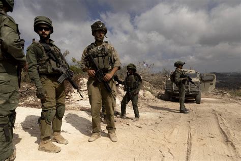 Israel Army Infiltrates Southern Lebanon Town Middle East Monitor